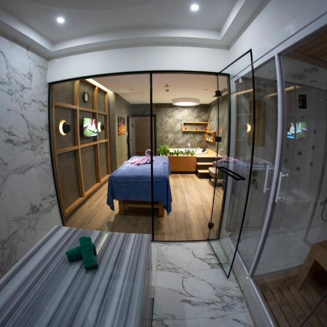 Qua Hotel & Spa'da Tek/Çift Kişilik VIP Masaj Paketleri